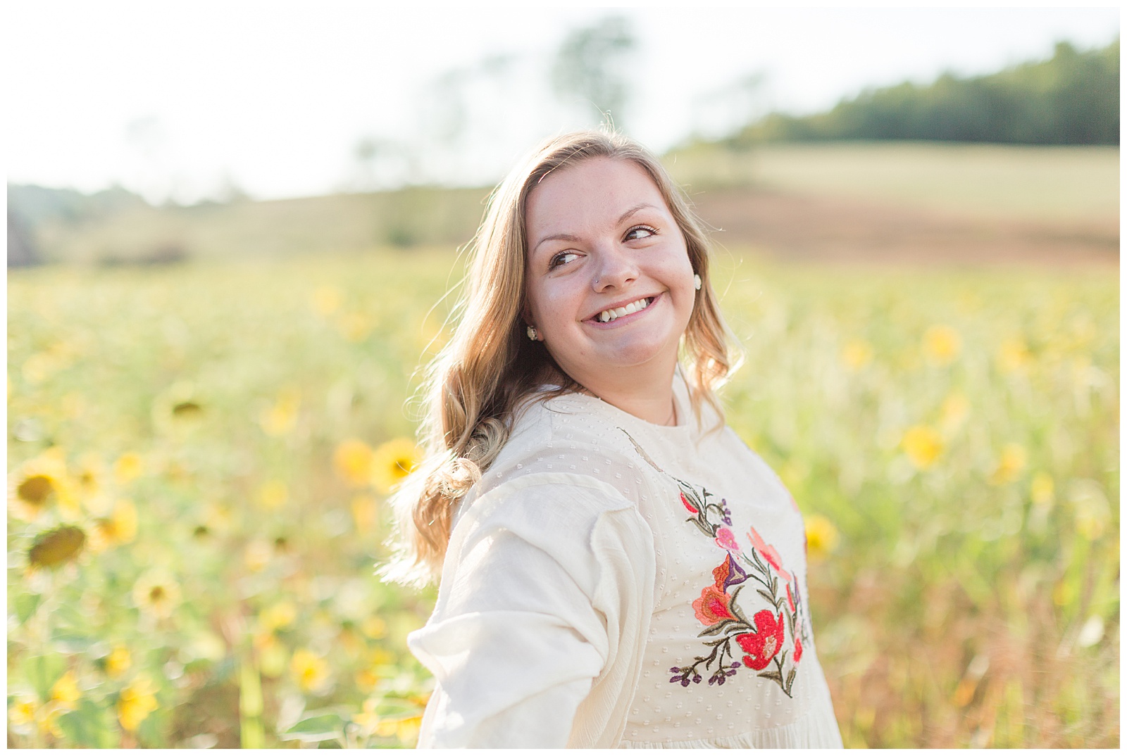 Autumn | Senior Representative Session | Radford Senior Photographer - laninoellephotography.com